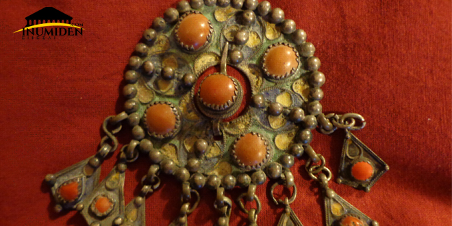 Étude d'une broche chaouie [ Tabzimt ] | Inumiden